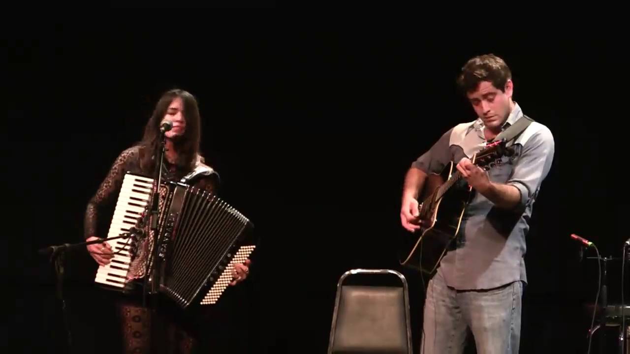 Accordionist Ginny Mac & guitarist Glenn McLaughlin perform at The ...