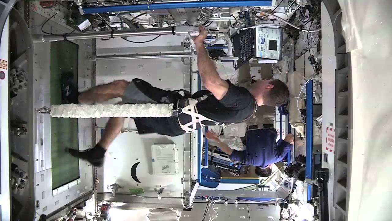 Astronaut Mike Hopkins: Workout in Space 4 - YouTube