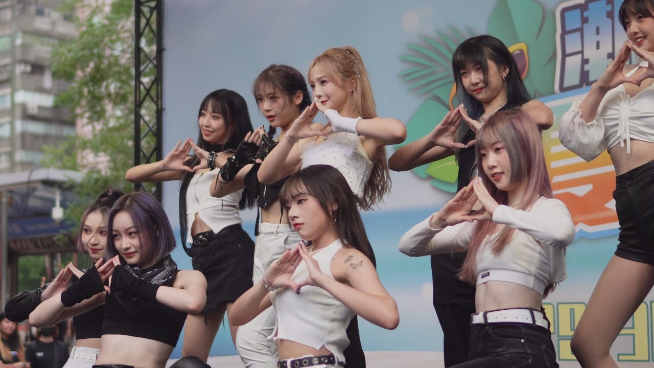 【未來少女 NEXT GIRLZ】紫月光 PURPLE CRUSH - Play我呸（蔡依林 Jolin Cover） - YouTube