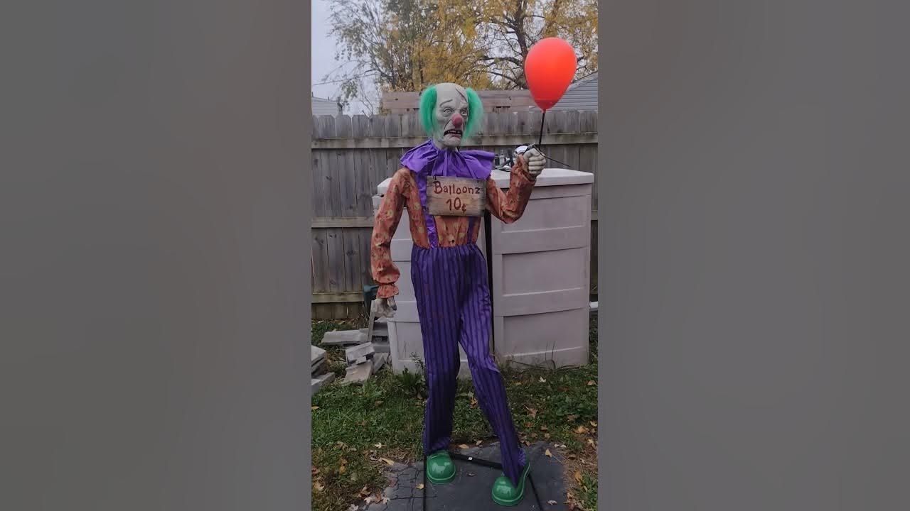 Spirit Halloween 2023 heckles the clown animatronic - YouTube