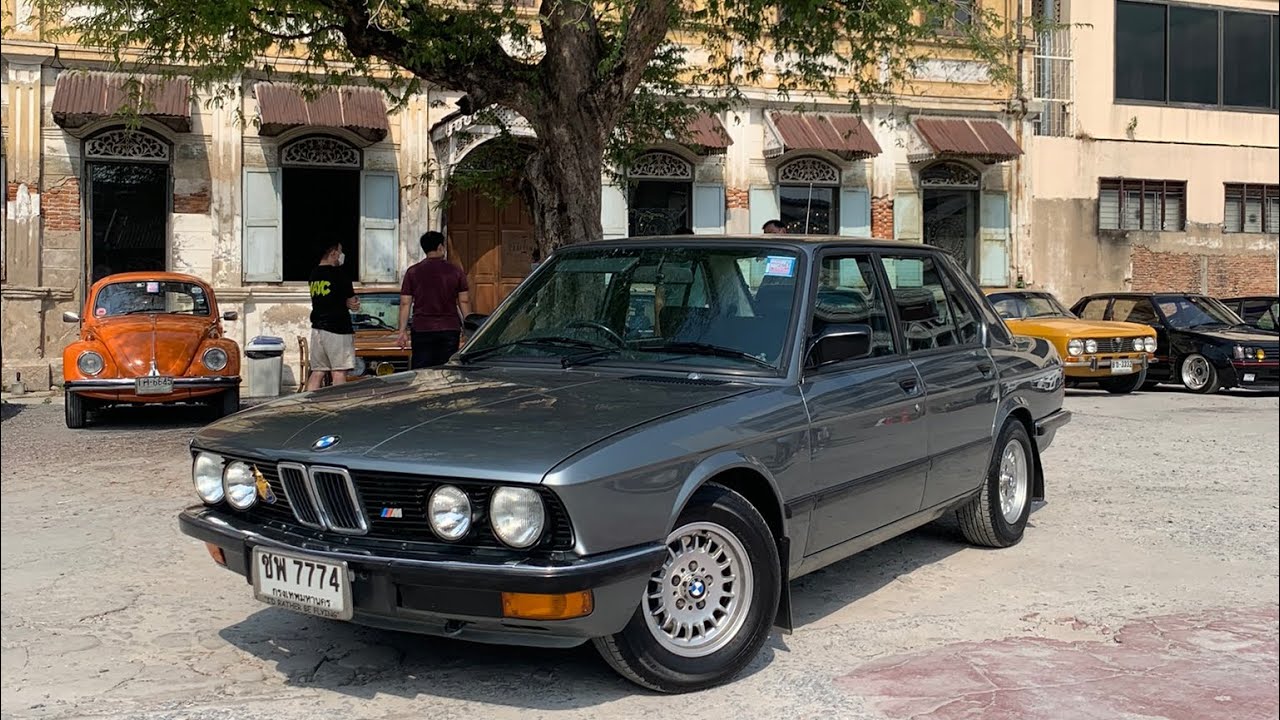 Walk around of my new ride- BMW E28 520i - YouTube