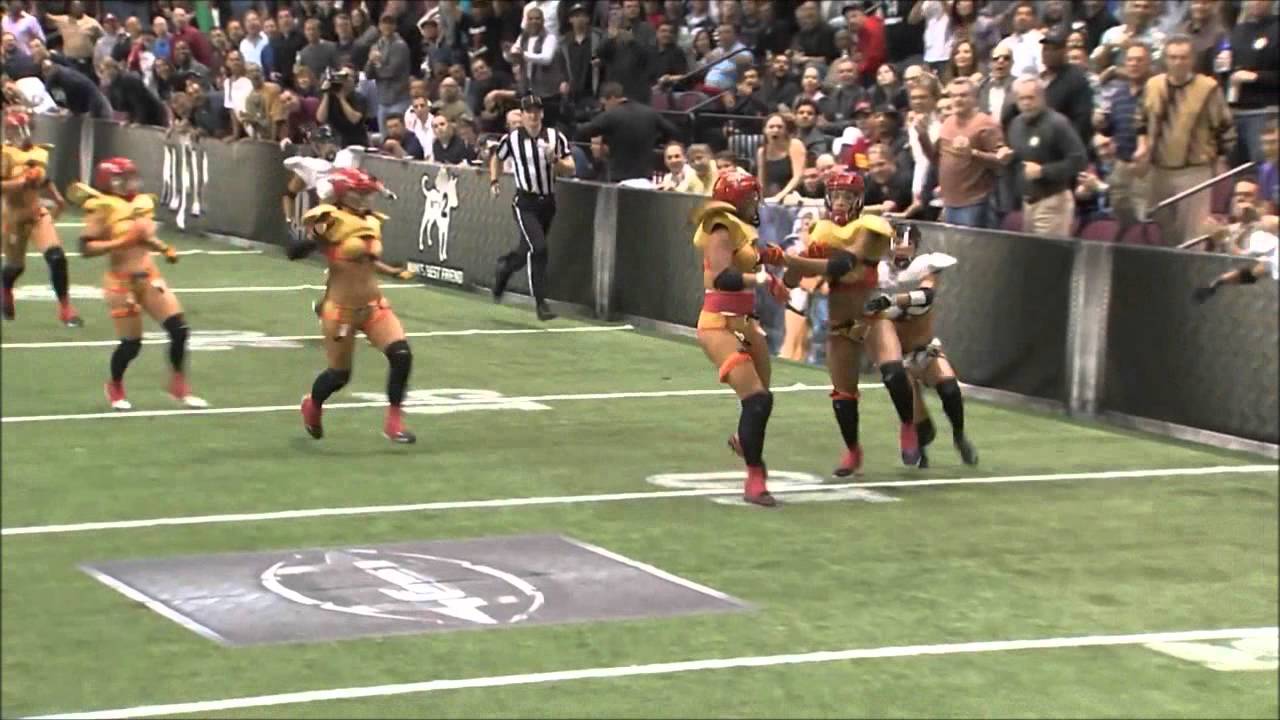 Bizub LFL '13 (Lingerie Football League Video Game) **NOT official ...