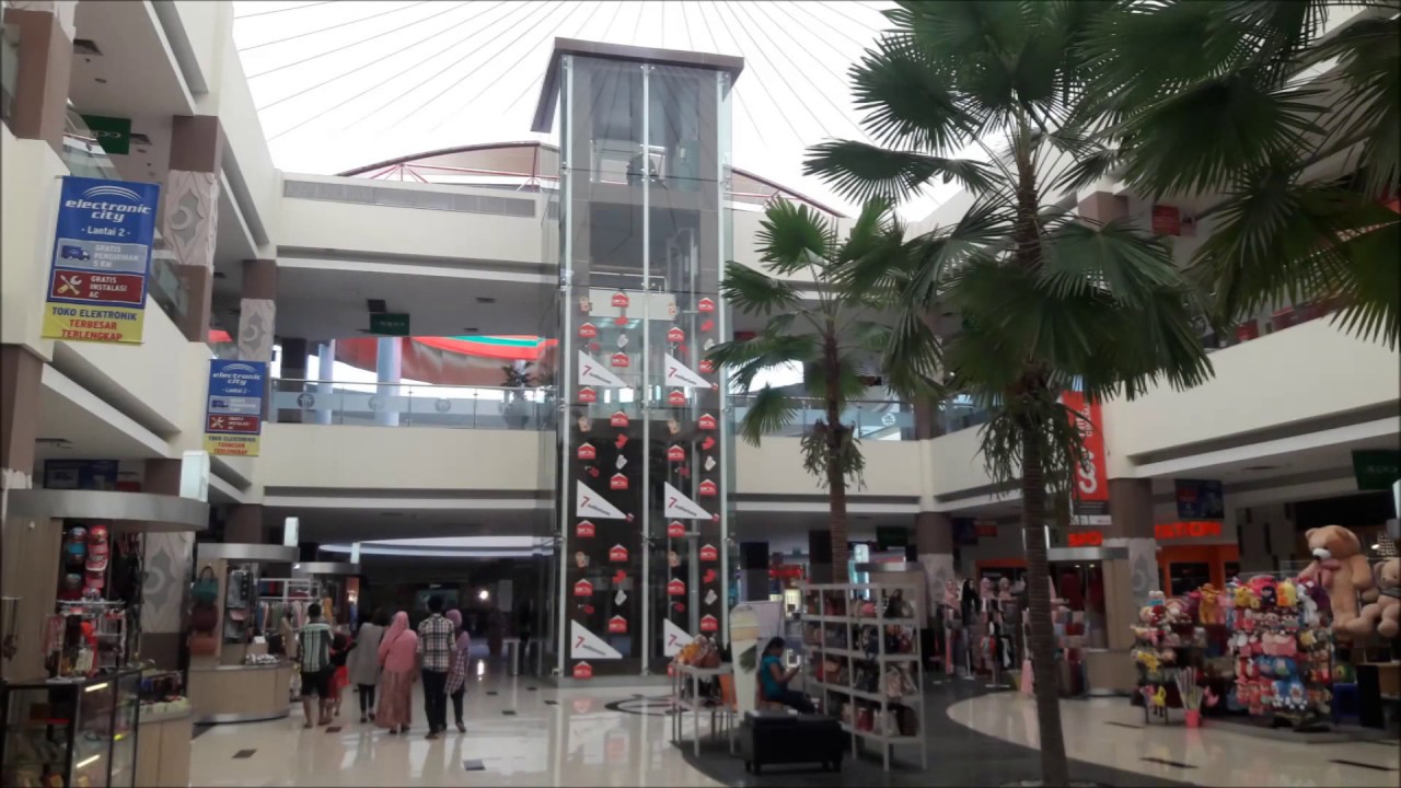 FOTO LOKASI DAN BRANDING YANG ADA DI GRAGE CITY MALL CIREBON - YouTube