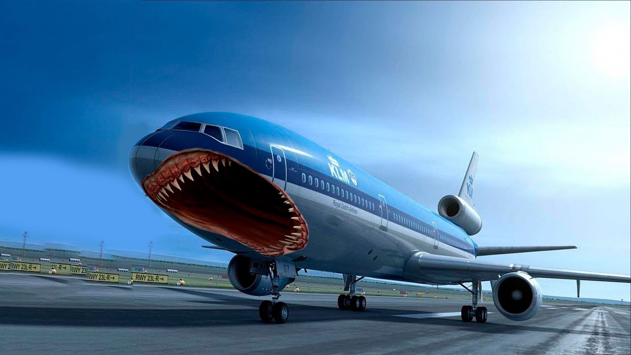 Funniest Plane Photoshop - YouTube