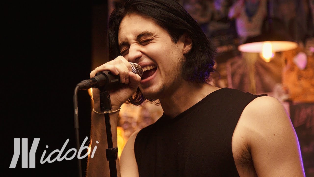The Faim - "Summer Is A Curse" (idobi Sessions) - YouTube