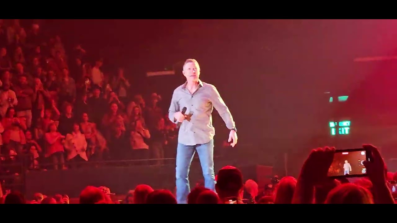 CRAIG MORGAN @ Rupp Arena "International Harvester" 2/27/25 - YouTube