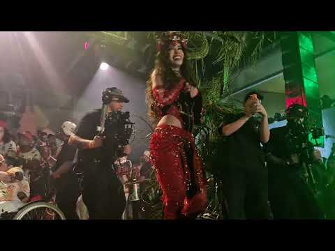 Coroação de Anitta na Grande Rio (8K)