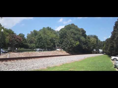 NS P52 SB with NS 3576 SD40-2 LHF - YouTube