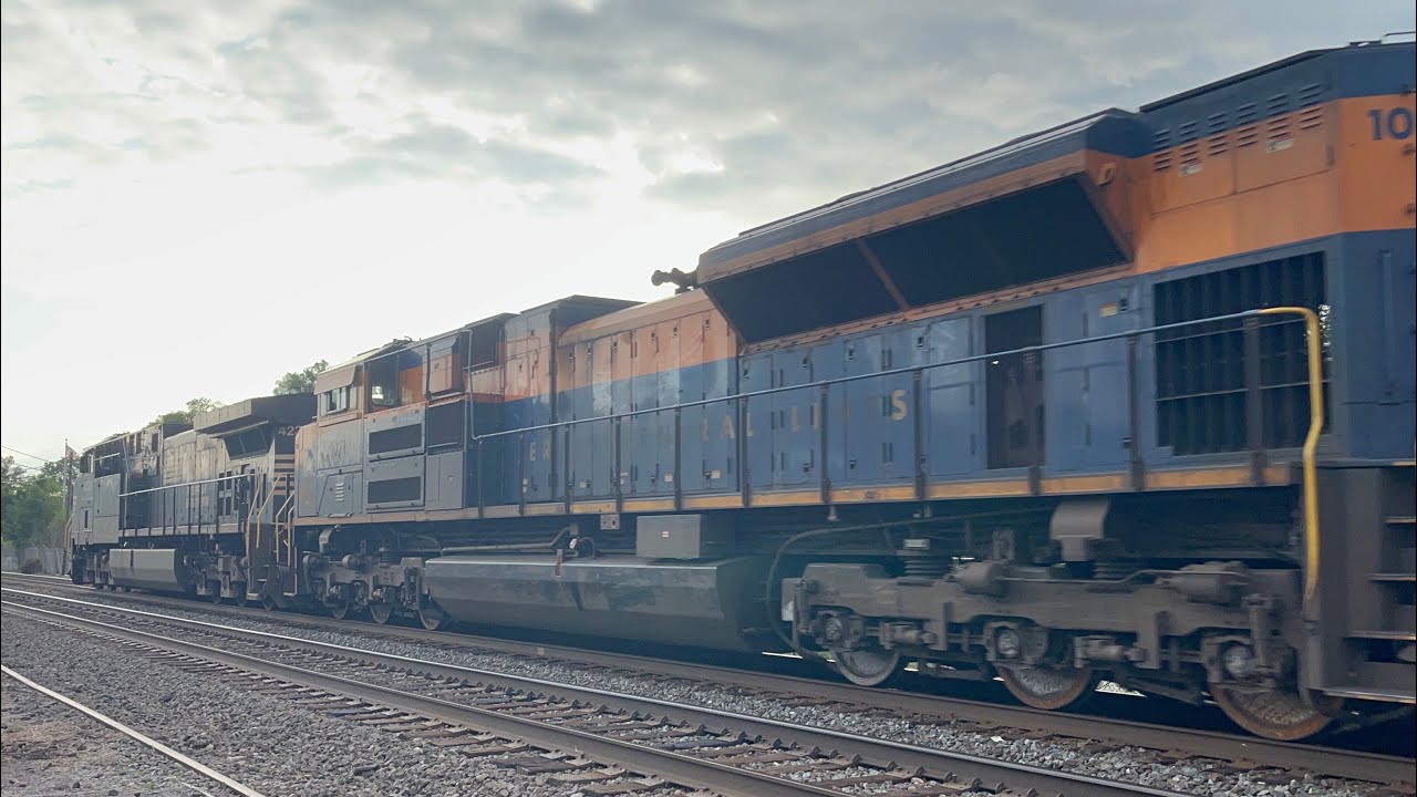 NS Reading Line Trains on 6/11, & 6/12 - YouTube