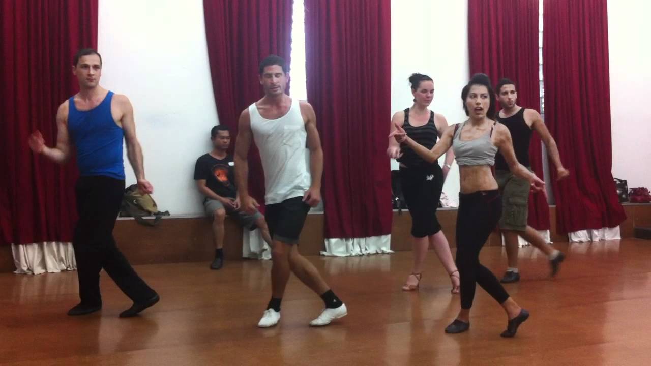 Cha Cha Shines Class - Sharon Pakir - YouTube