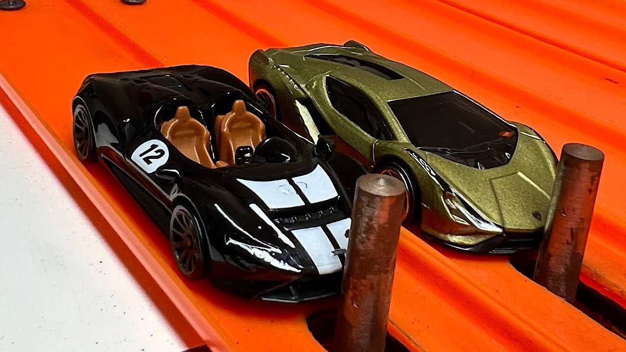 2022 Hot Wheels M case racing - YouTube