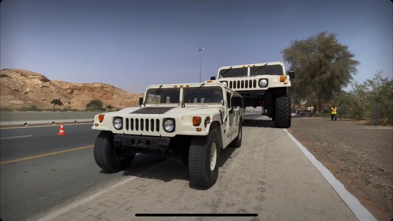 Giant Hummer Roaming in UAE - YouTube
