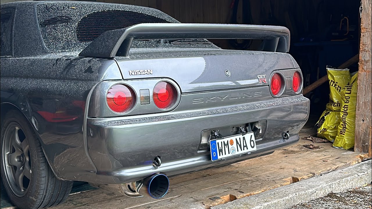 Flyby Nissan Skyline r32 GT-R BNR32 HKS Super Turbo + Fujitsubo equal ...