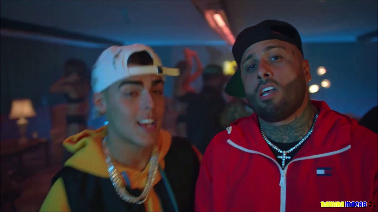 Dimelo Flow & Nicky Jam & Farruko & Sech & Zion & Lunay - El Favor ...