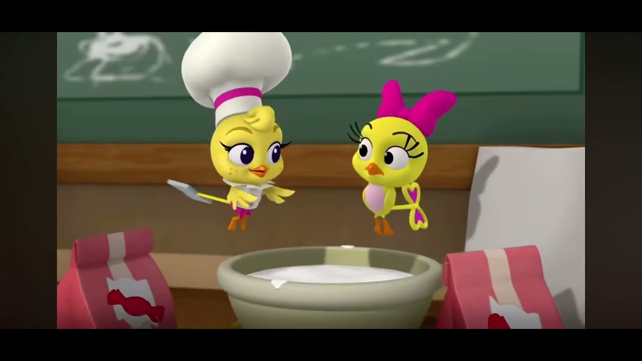 Cuckoo Loca and her cousins in a bakery - YouTube