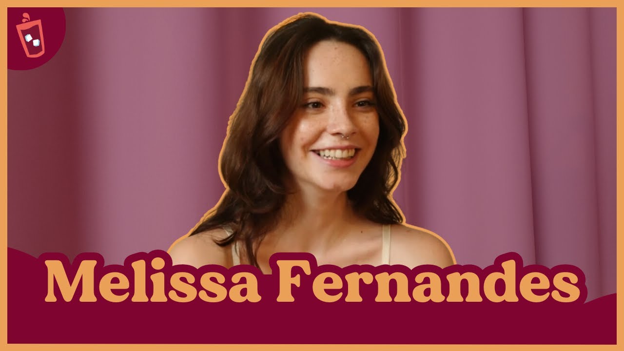 MELISSA FERNANDES TOMANDO SUCO! - É REALMENTE DIFÍCIL SER BONITA ...