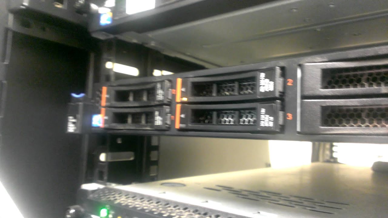 IBM X3550 M2 HDD Activity and status LED's - YouTube