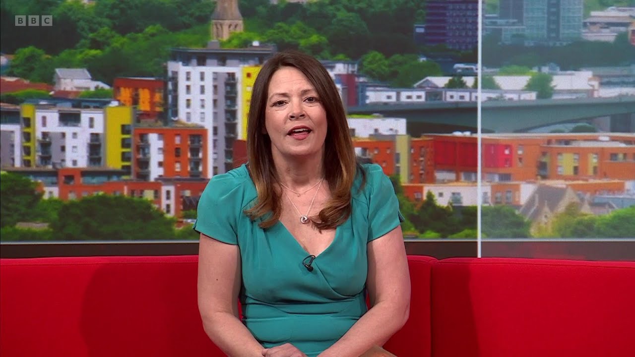 Jo Kent - South Today 03Apr2024 - YouTube