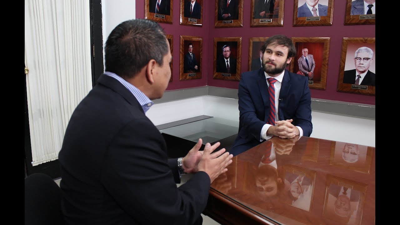 José Monroy en Política En Corto I Entrevista completa - YouTube