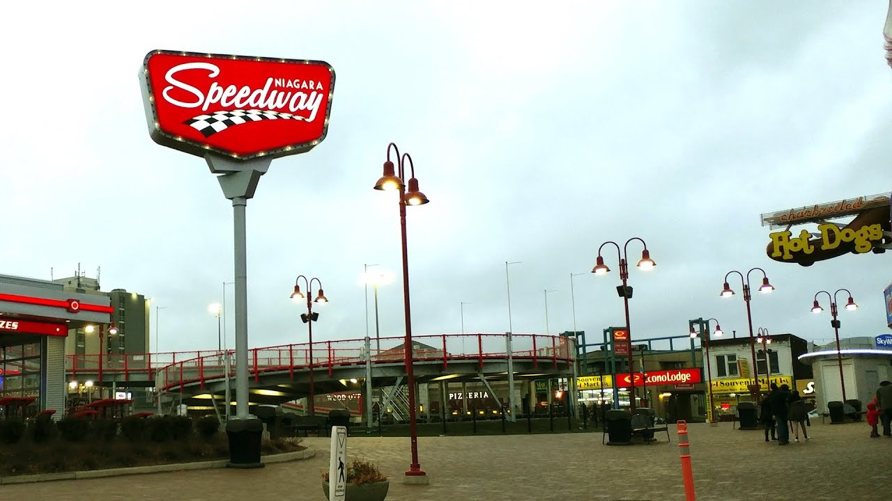 Niagara Speedway Go Karts @ Clifton Hill, Niagara Falls - YouTube