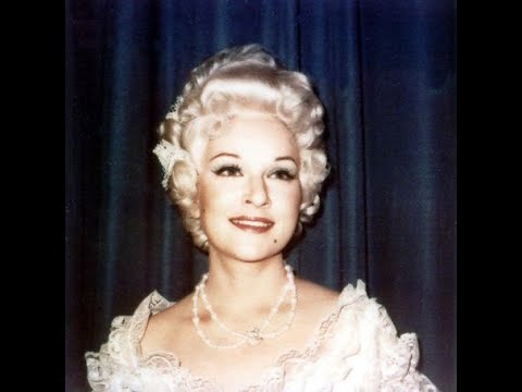 Händel: Rinaldo - Vo far la guerra - Christine Weidinger, soprano; John ...