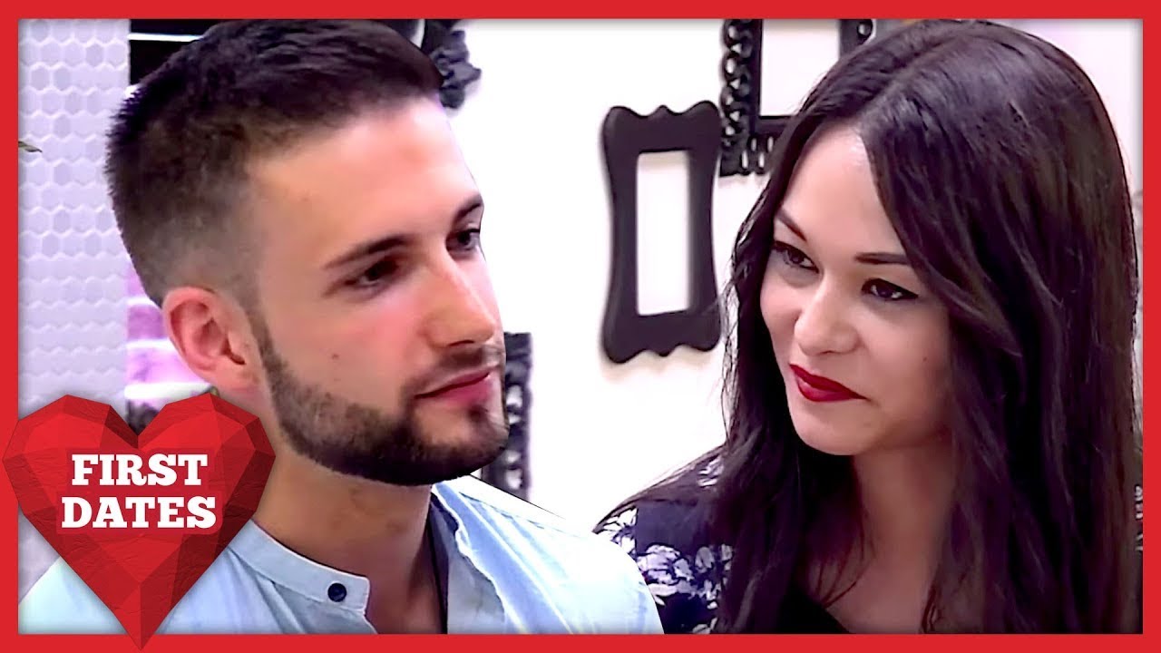 Barbie Busca a su Ken en First Dates! | Primera Cita ️ - YouTube