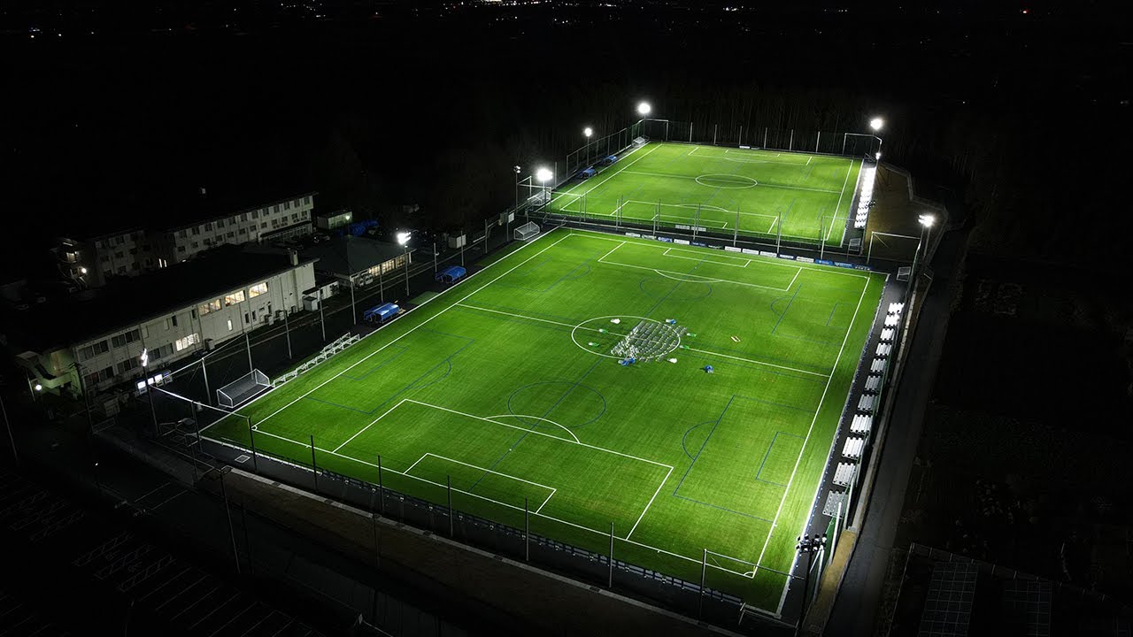 茨城県サッカー協会・JAグループ茨城 JAいばらきスポーツパーク／IFAフットボールセンター LED投光器納入事例 - YouTube