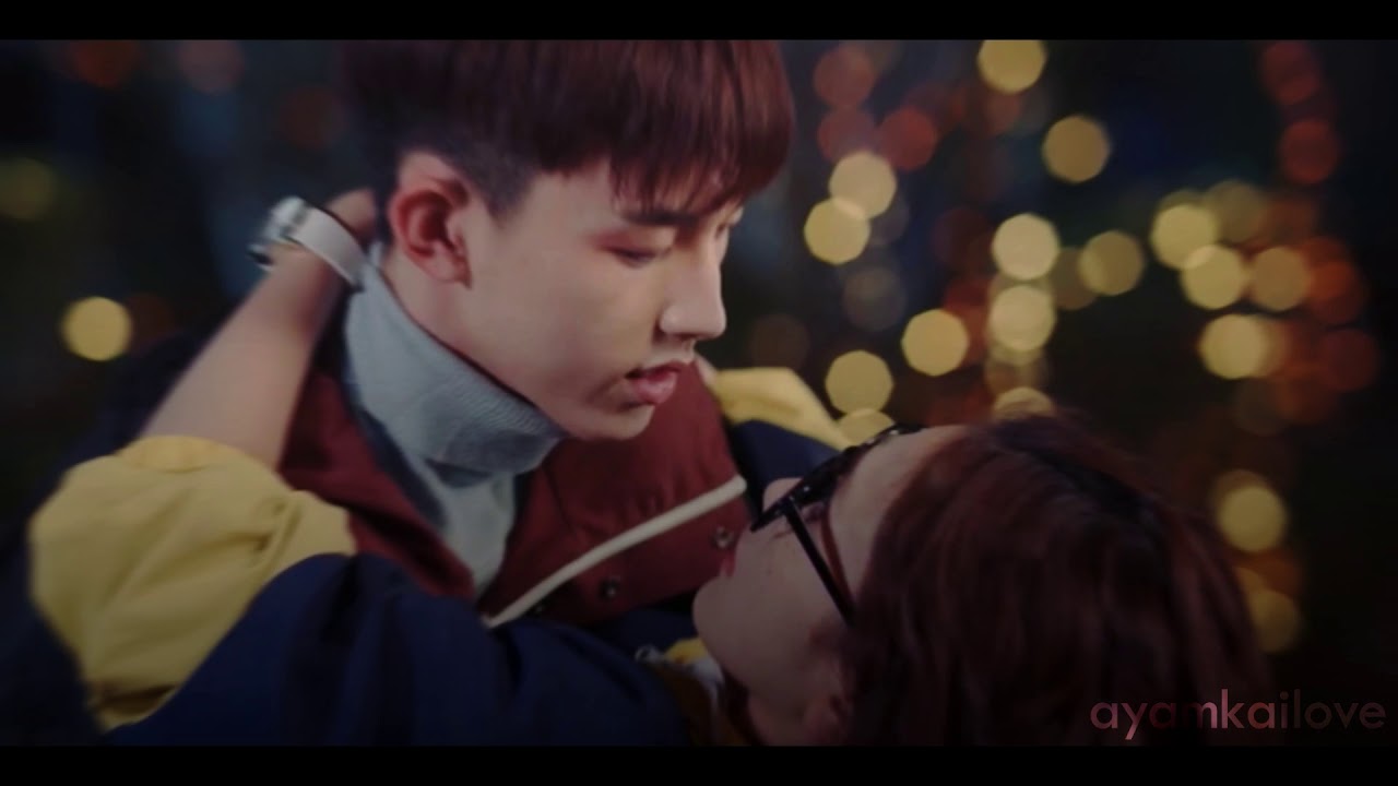 Situ Feng x Chen Qingqing || Moonlight - Chase Atlantic - YouTube