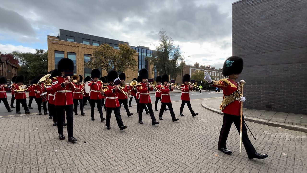 Band of the grenadier guards new guard Coldstream guards - YouTube