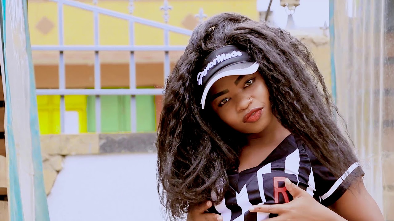 Slim Deno- Binti Mzuri (official hd video) - YouTube