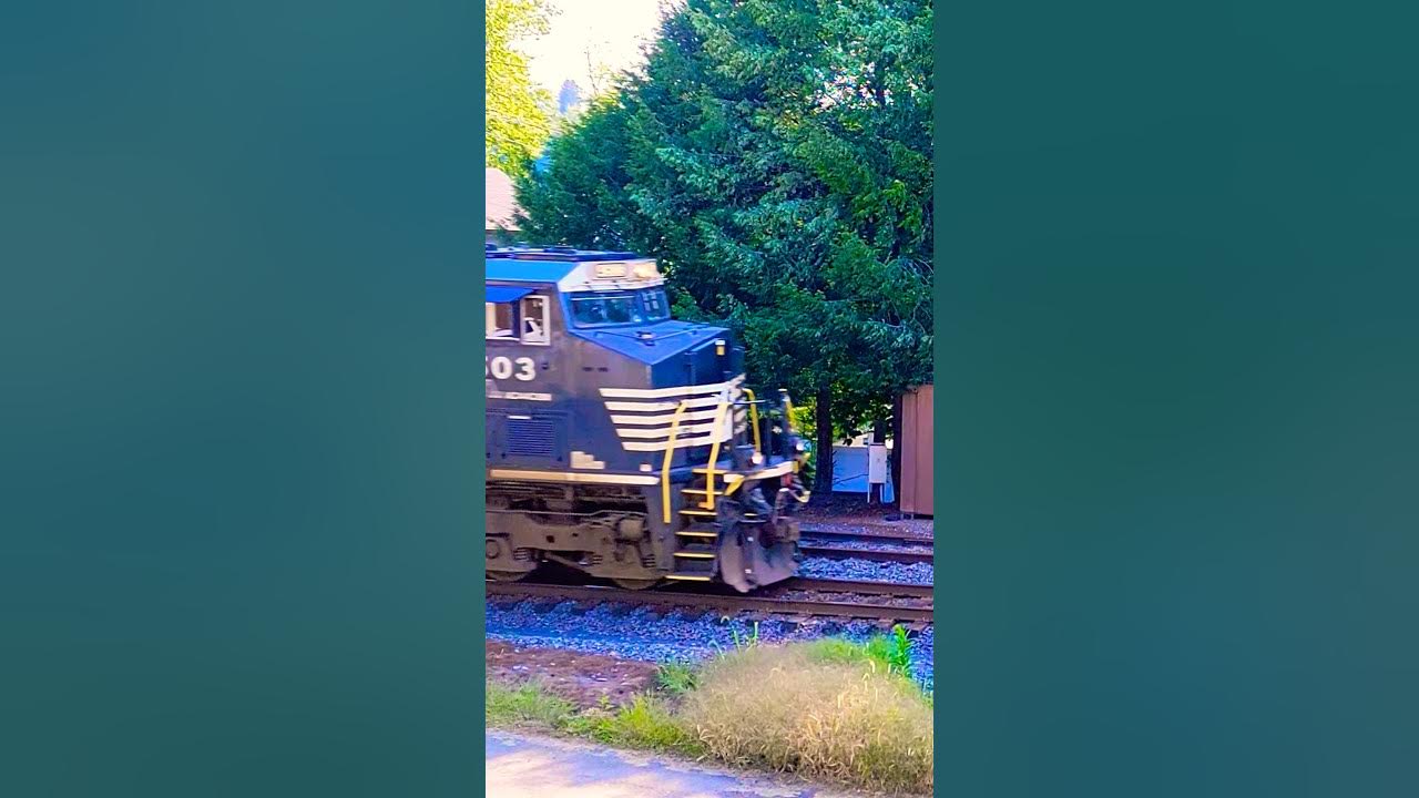 4503 and 8043 NS Locomotives - YouTube