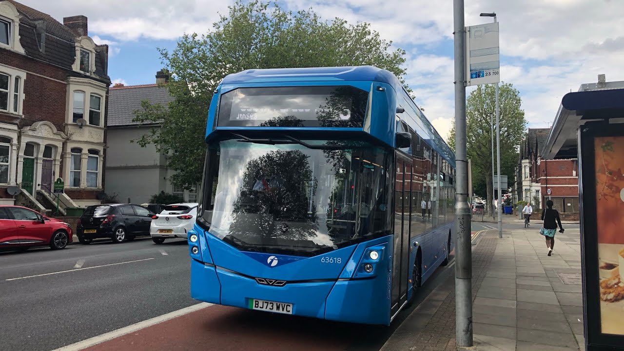 Full Ride on the WrightBus GB Kite Electroliner to Mayfield Road Route ...