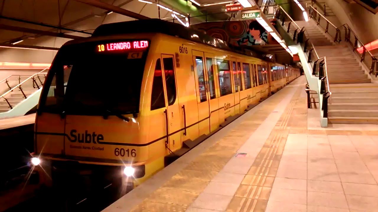 Subte Línea B - Formación CAF 6000 C1 partiendo de Echeverría - YouTube