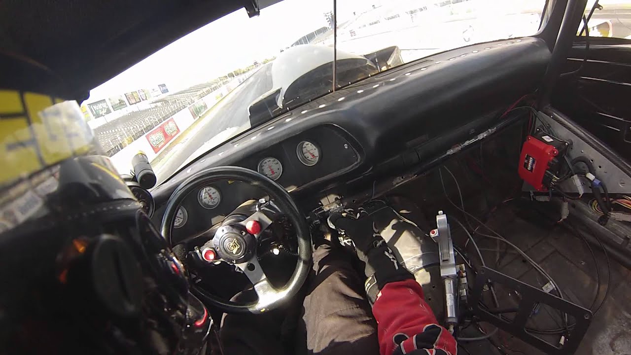 No Box/ Bottom Bulb bracket race @ Gateway - YouTube