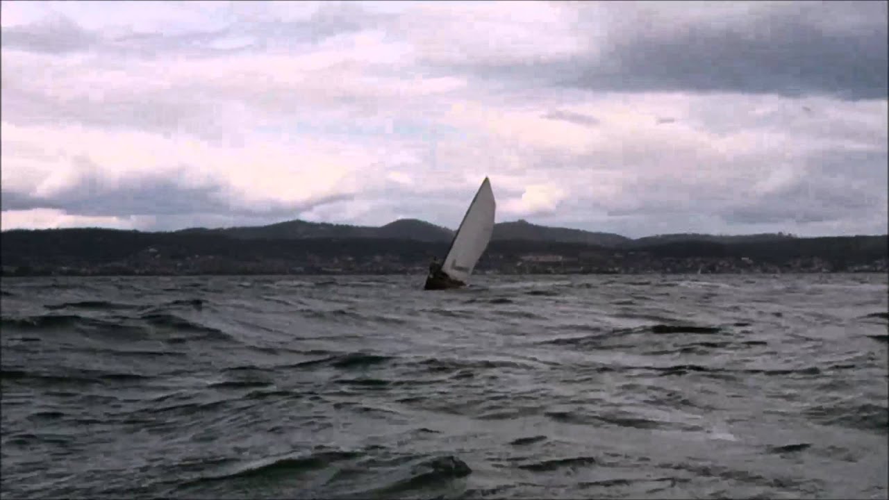 Derwent Raider Sailing In Gusty Conditions - YouTube