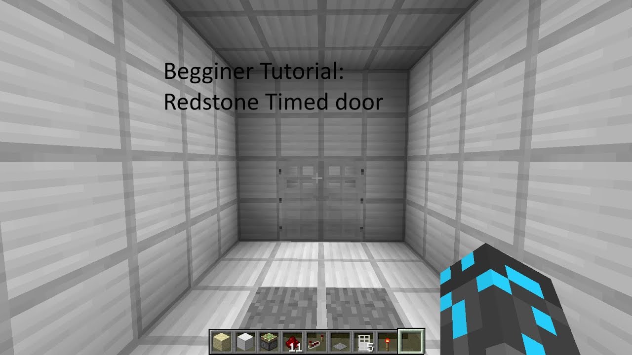How to Build a Redstone Timed door - YouTube