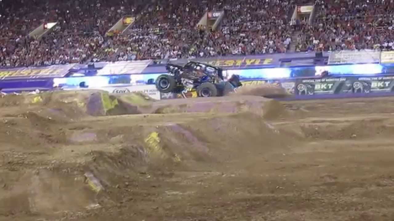Ryan Anderson in Son Uva Digger - Monster Jam World Finals 16 Freestyle ...