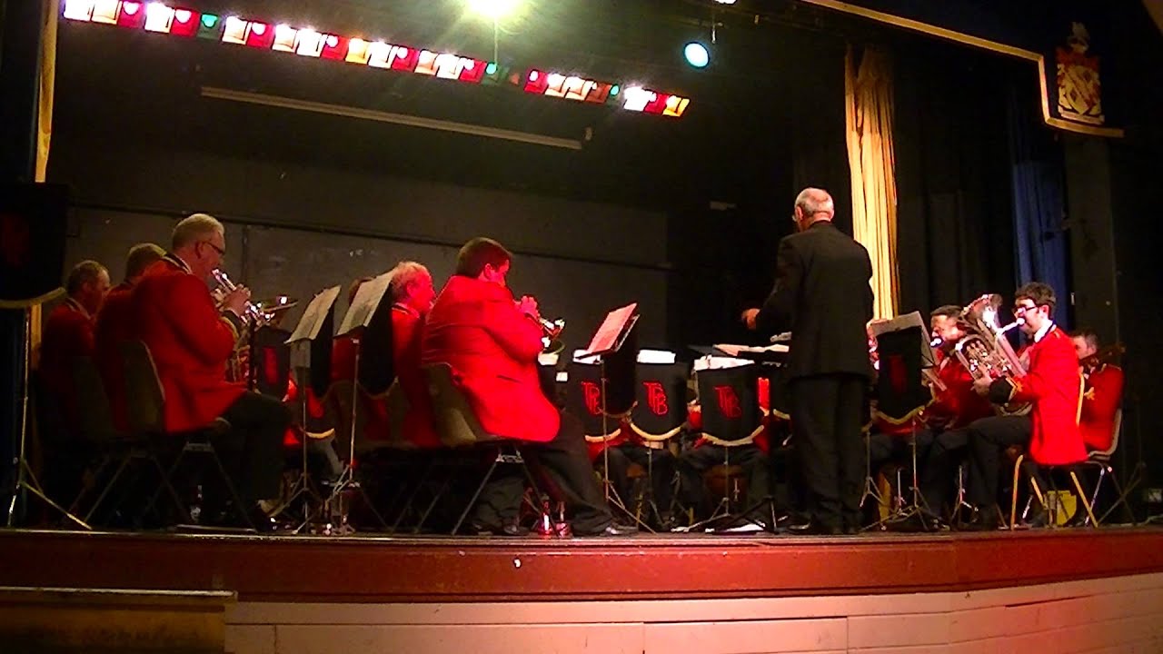 Tyldesley Brass Band Poppy Concert performing 1914 & National Anthem ...