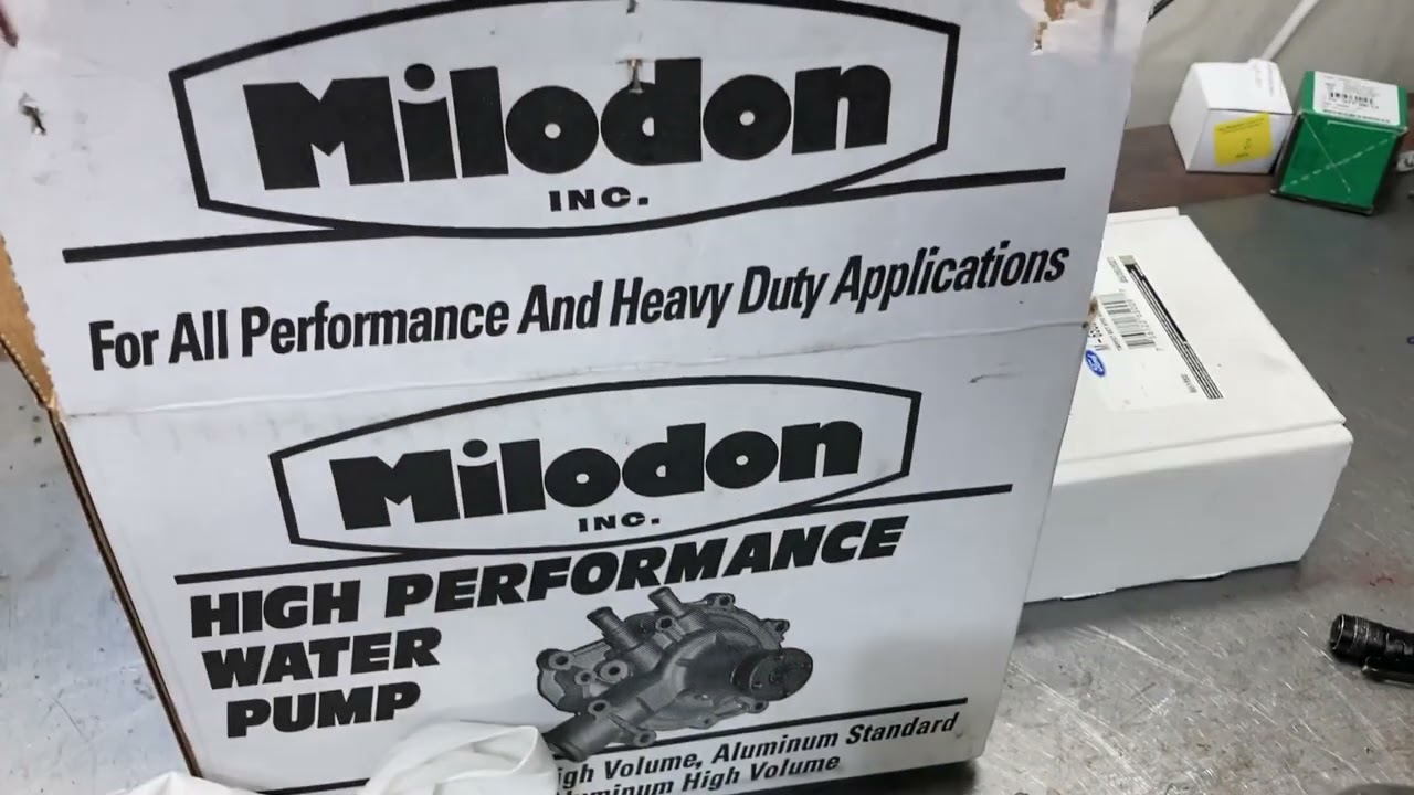 Lykins Motorsports Ford 363 SBF Windsor Assembly Part 2 - YouTube