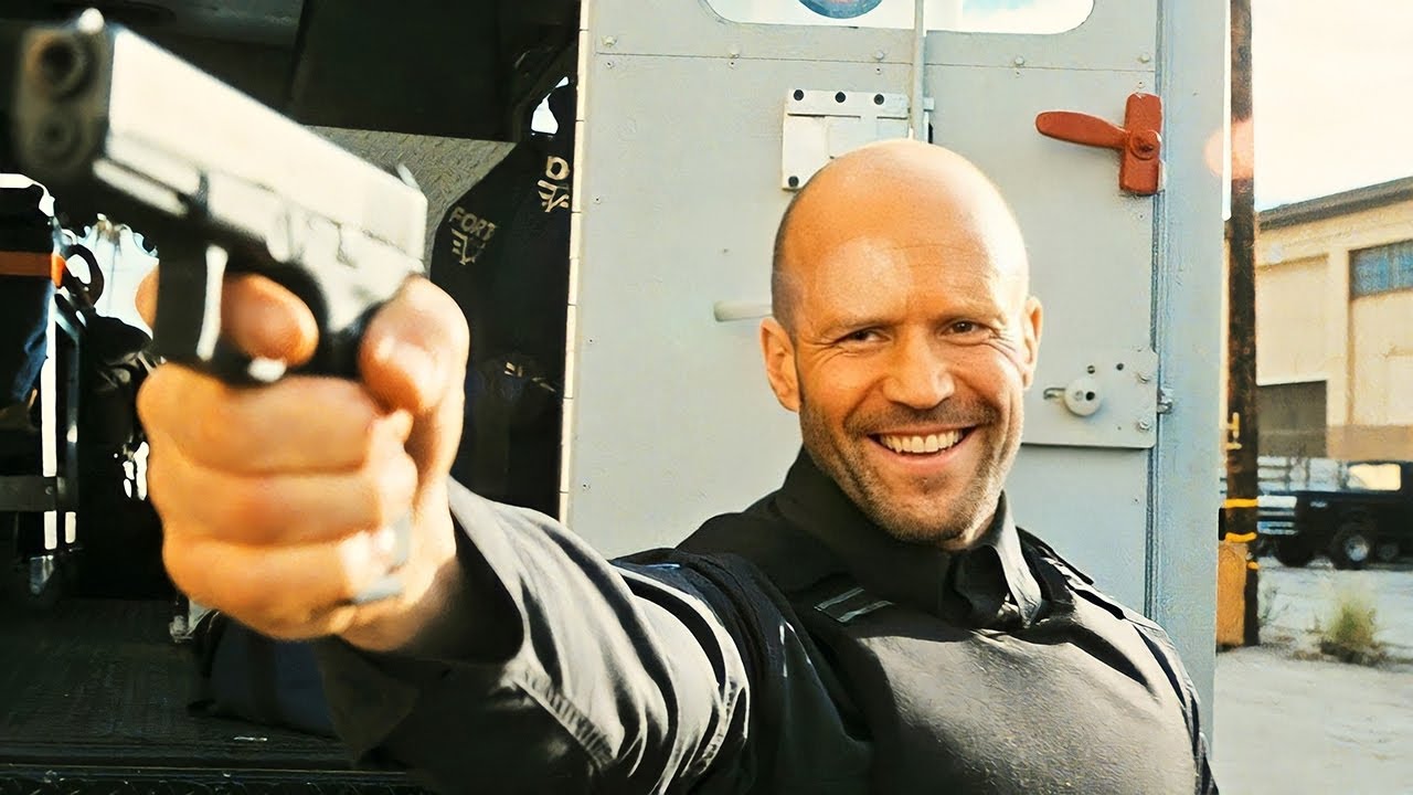 Man Gets Robbed, Instantly ENJOYS It (Movie Recap) - YouTube