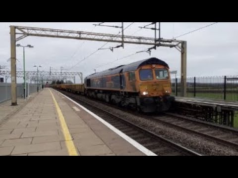 GBRf 66744 and 66773 with 66740 working Engineering trains at ...
