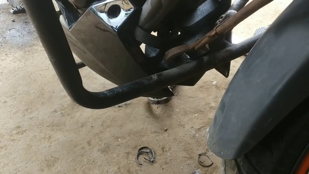 Honda Hornet 160r Engine Guard Best Belly & Easy Installation - YouTube