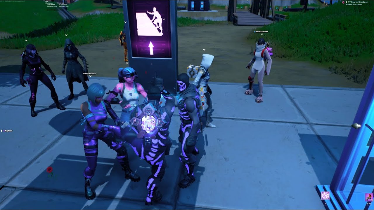 OG Skull Trooper Being Toxic To OG Skins In Party Royale 😂 - YouTube