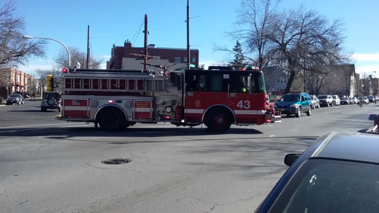 Chicago Fire Department Engine 43 Responding - YouTube