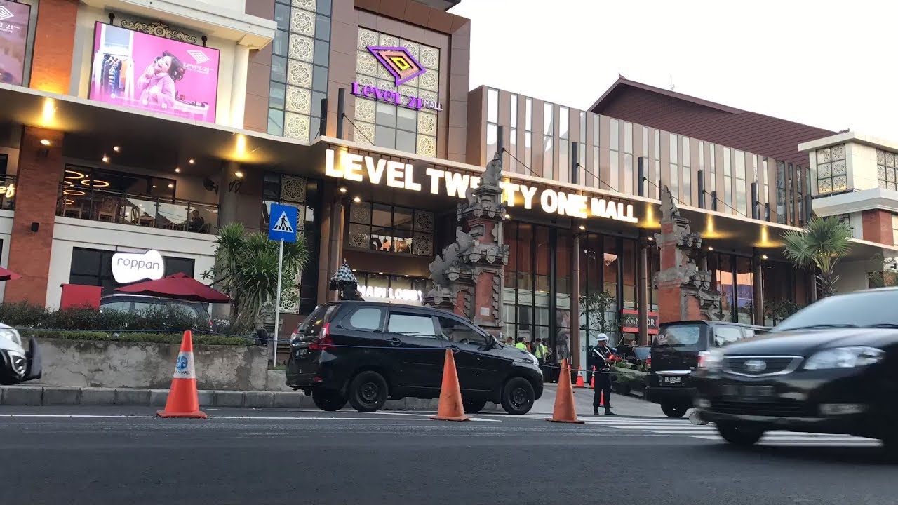 Level 21 Mall Denpasar di GoToMalls.com - YouTube