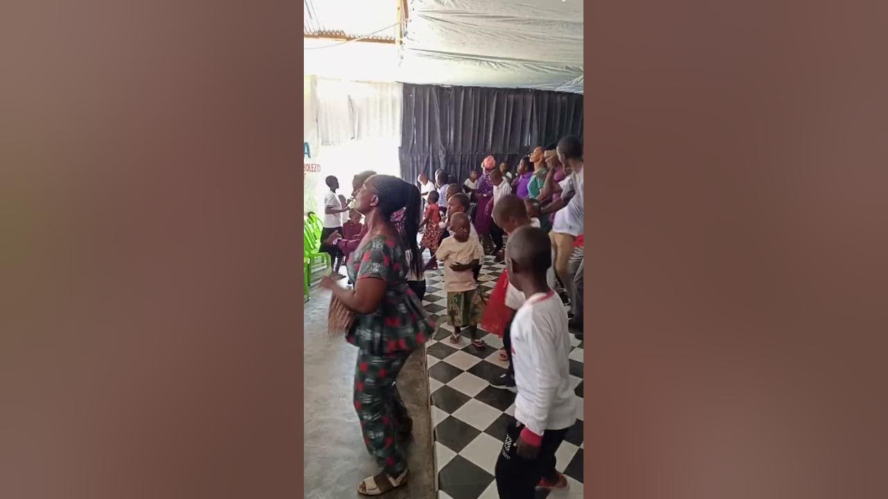 sfa yakumtukuza Mngu - YouTube