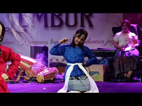 Tarian Banondari Viral di Bandung