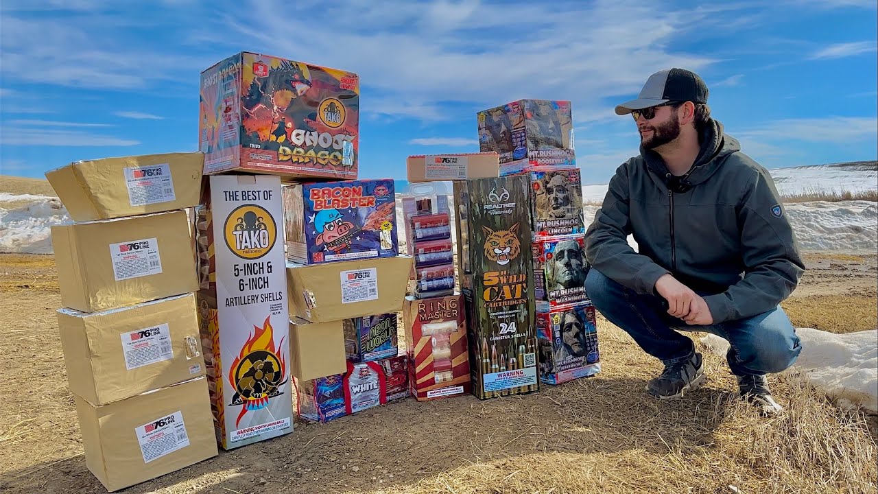 I BOUGHT A TON OF FIREWORKS AGAIN (PURE EPICNESS) - YouTube