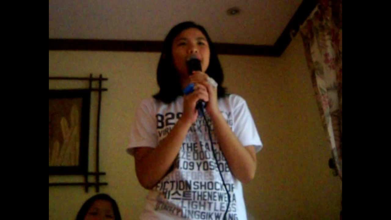 Bianca singing Tell me where it hurts - YouTube