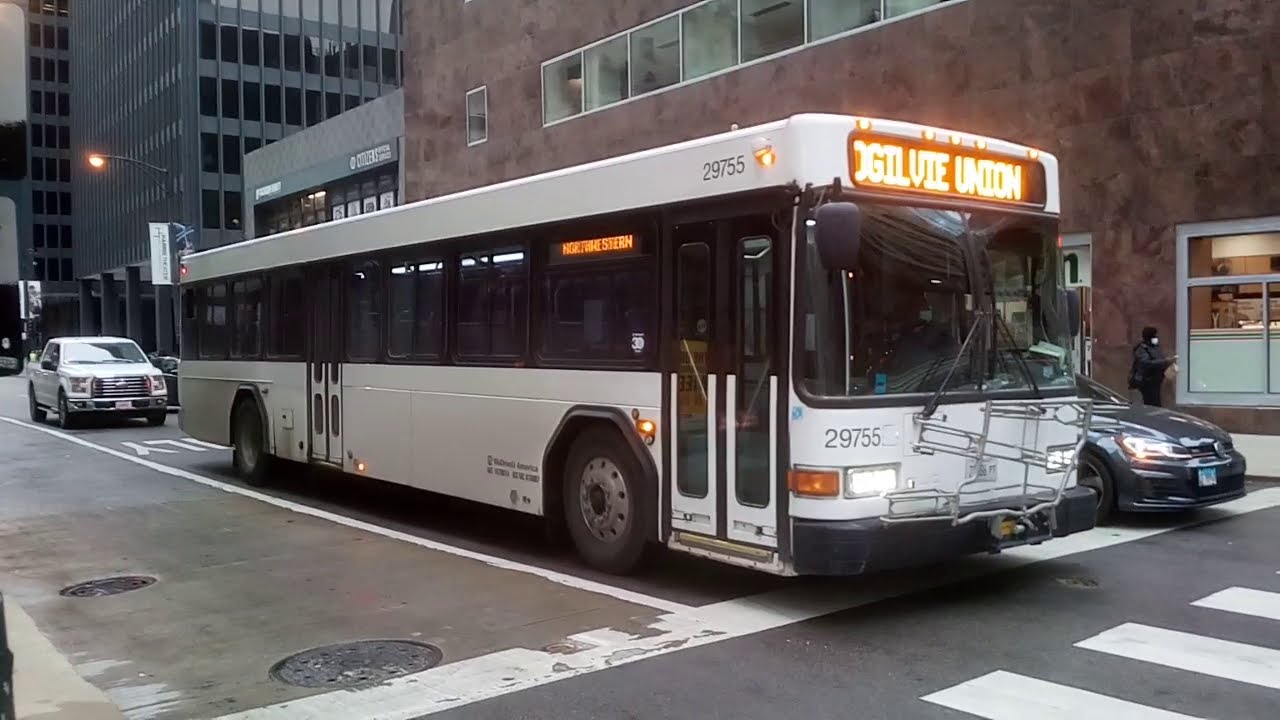 Northwestern Shuttle Gillig Low Floor 40ft 29755 On the Ogilvie/Union ...